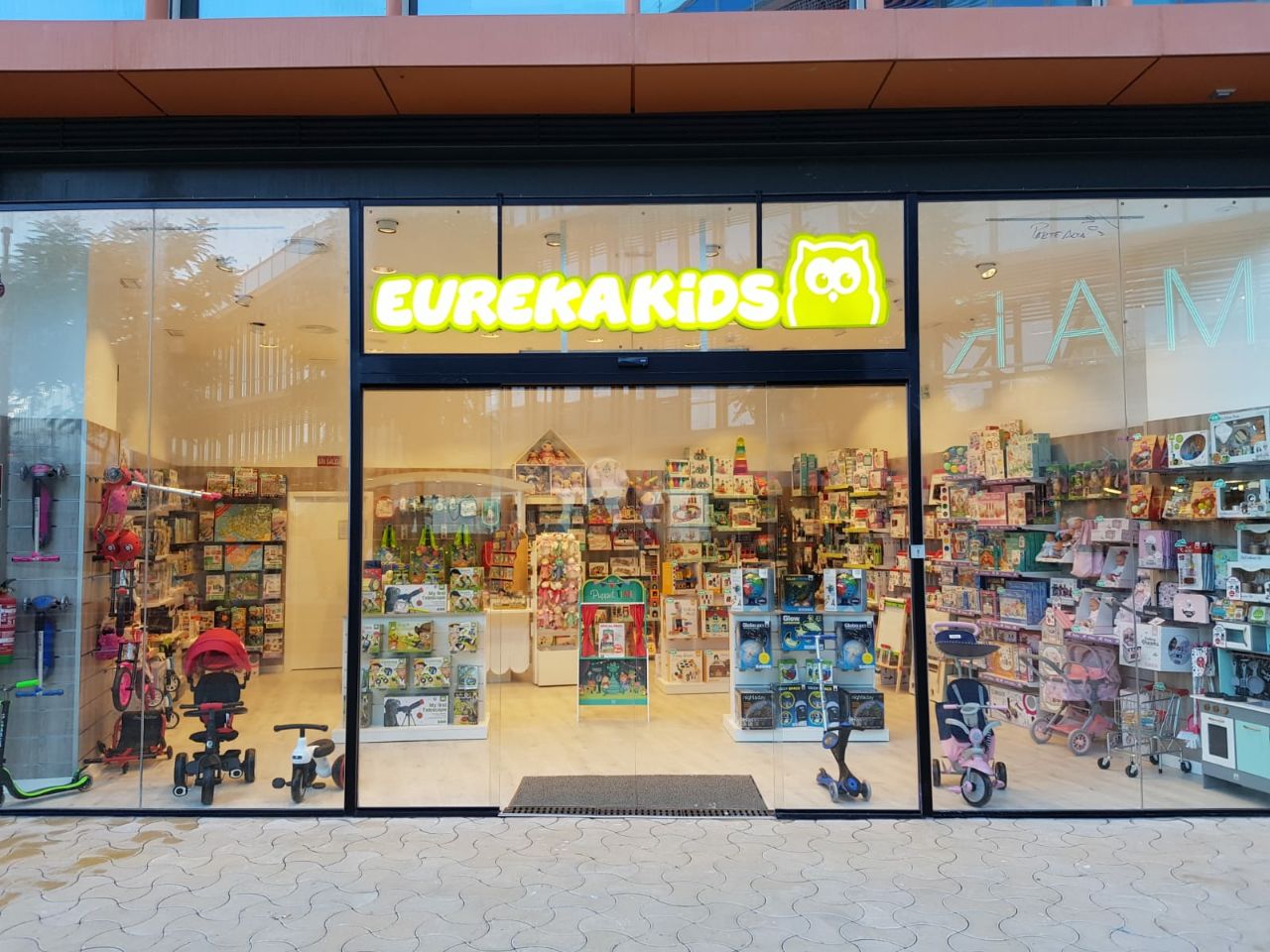Eurekakids abre en Torre Sevilla - Metros2