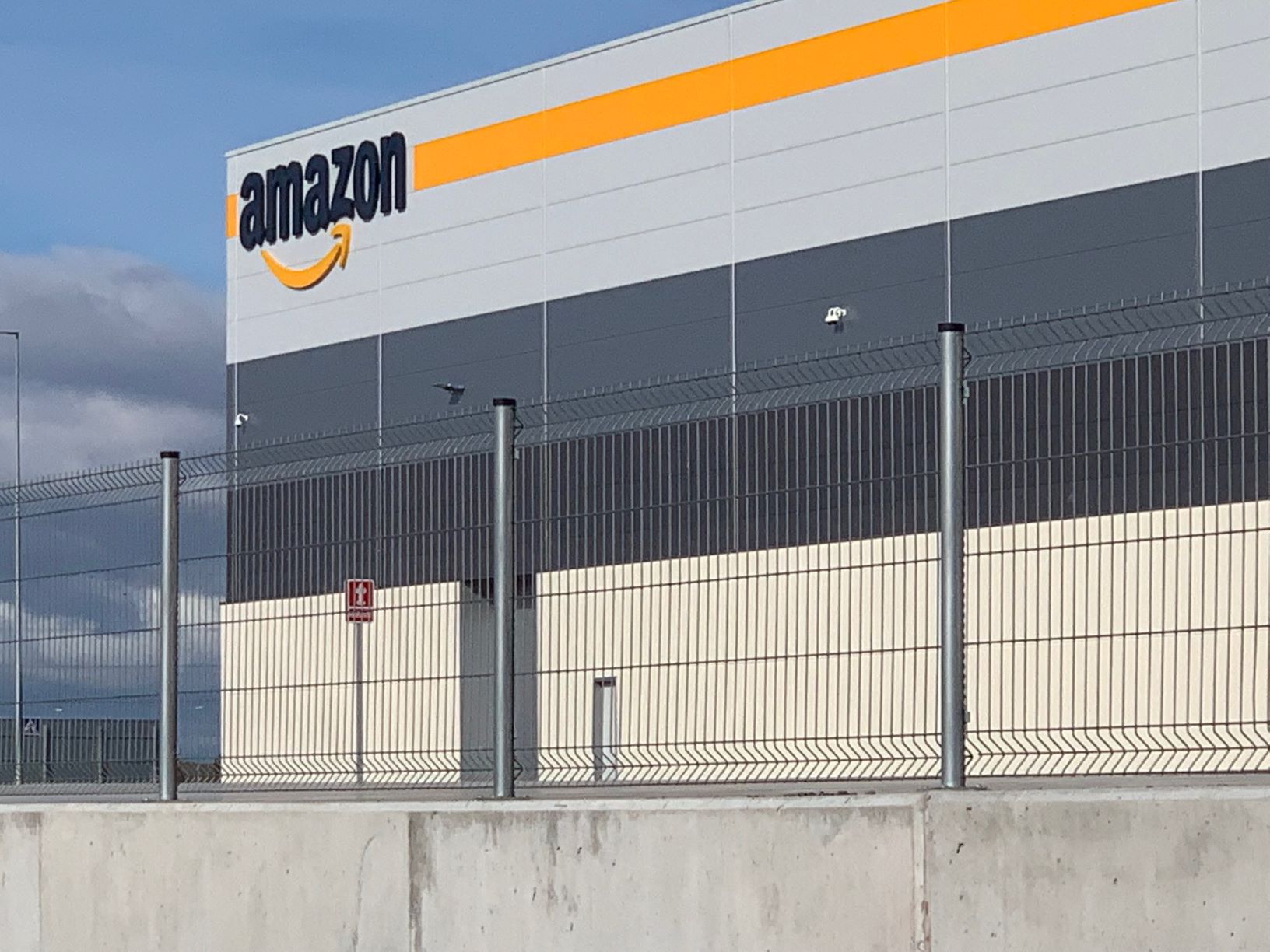 Amazon abrirá un nuevo centro logístico en Illescas - Metros2
